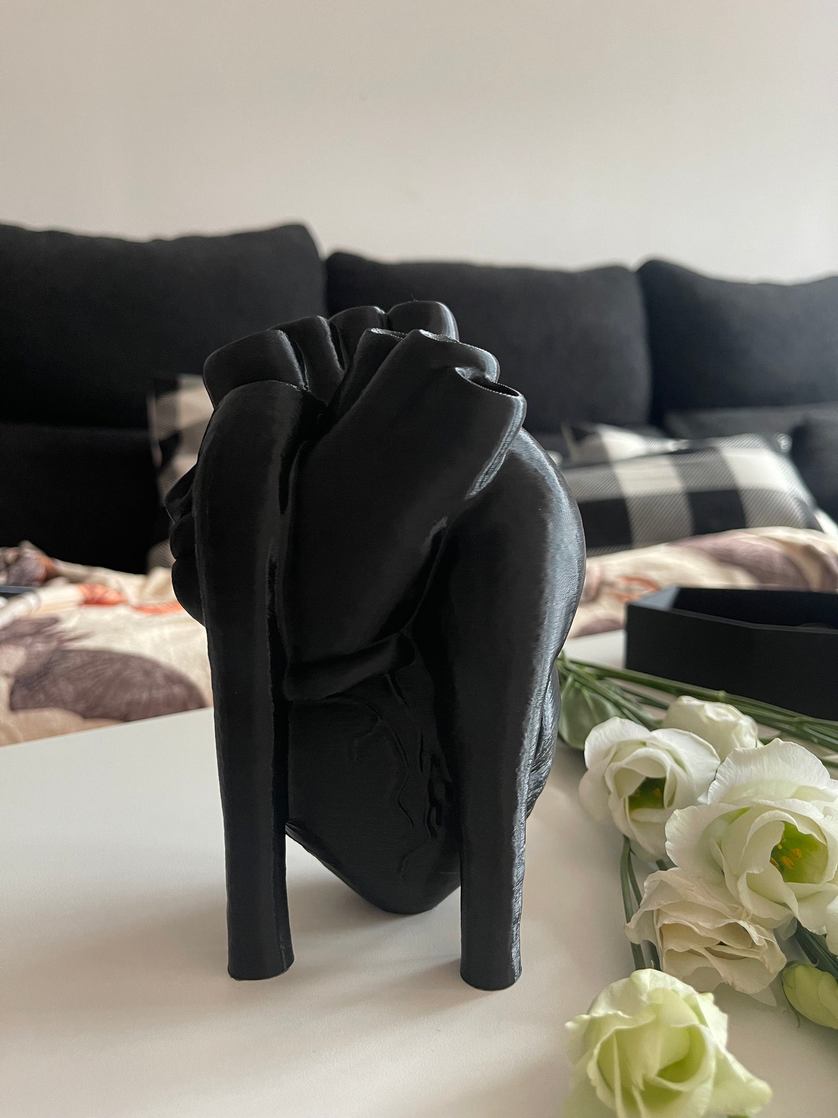 REALISTIC HEART VASE – Eternal Scream